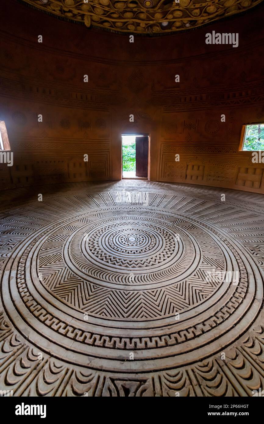 Case a Palabres, former meeting room for the elders, Dalaba, Futa ...