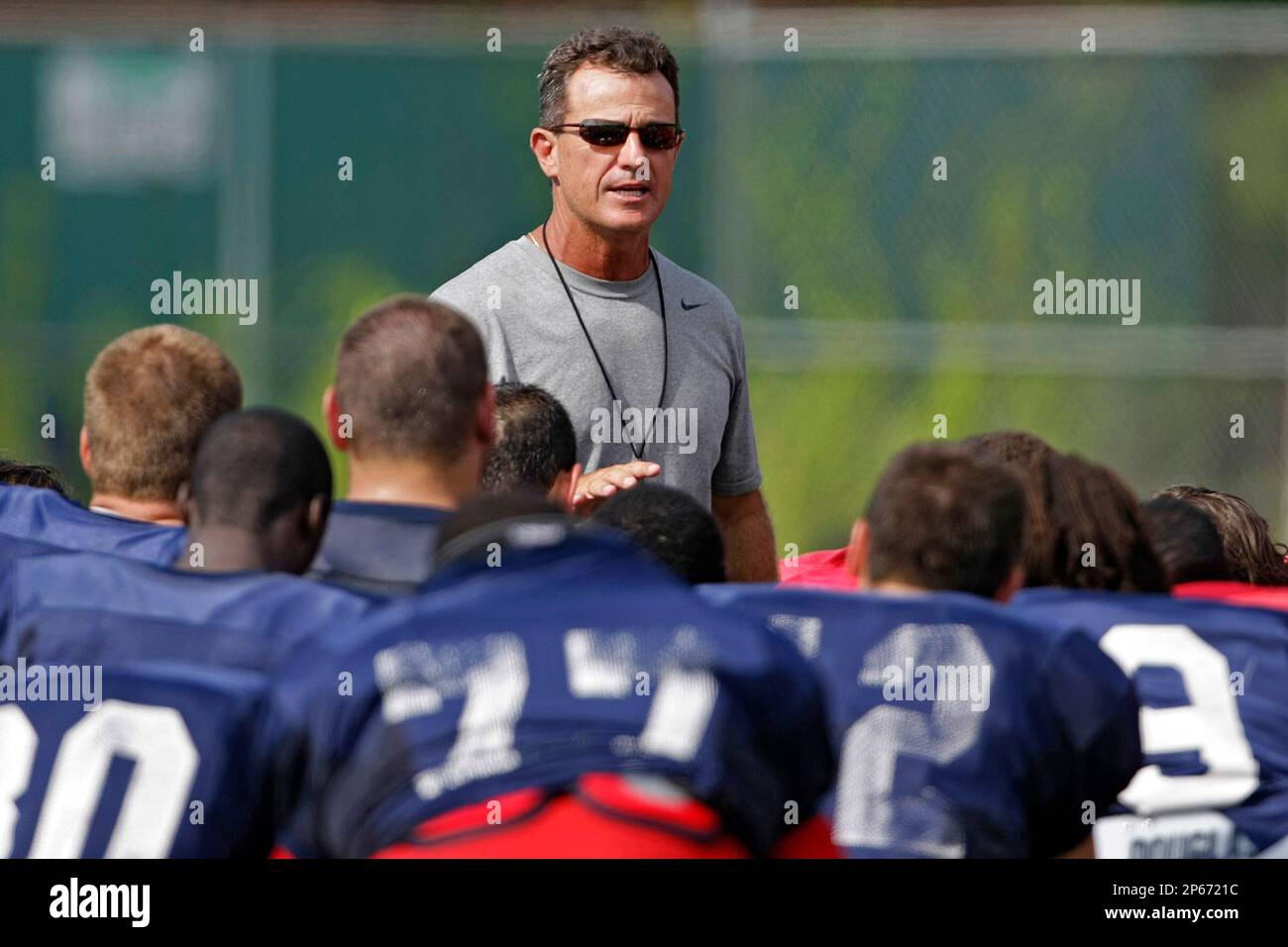 HOLD FOR USE WITH JOHN AFFLECK STORY - In this Aug. 16, 2012, photo ...