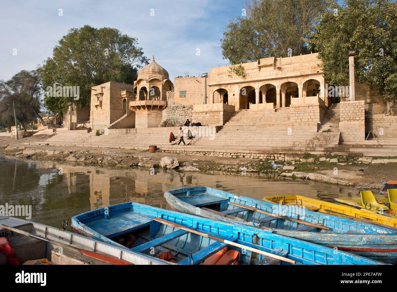India, Rajasthan, Jaisalmer, Gadisar tank Stock Photo - Alamy