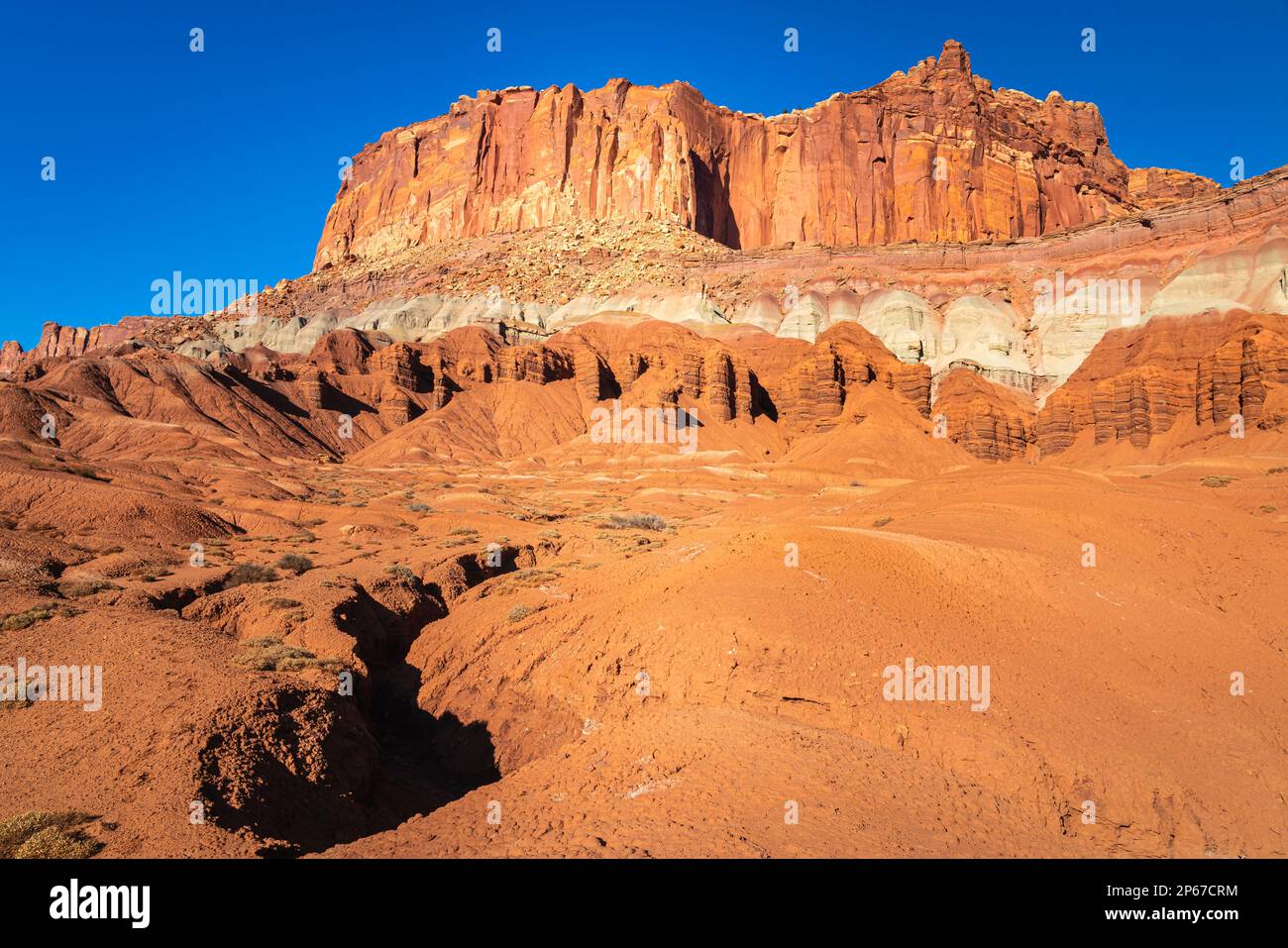 Mummy Cliff, Capitol Reef National Park, Utah, United States of America ...