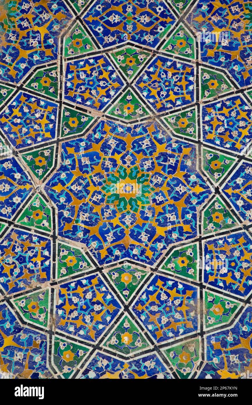Tile Work, Sherdor Madrassah (Completed 1636), Registan Square ...