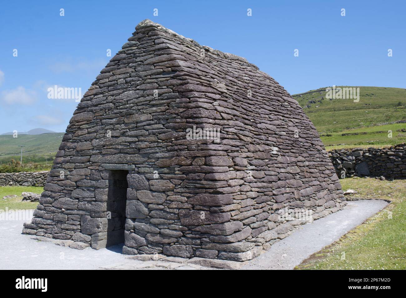 Gallarus oratory ireland hi-res stock photography and images - Alamy