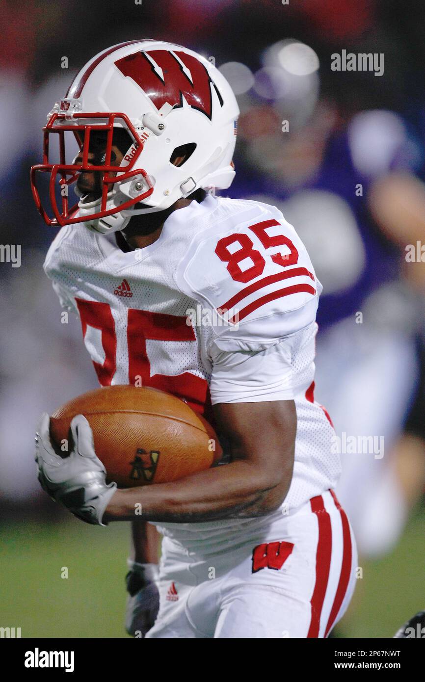 EVANSTON, IL - NOVEMBER 21: Wide receiver David Gilreath #85 of the ...