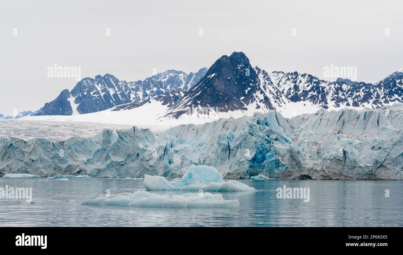 Lillyhookbreen glacier, Spitsbergen, Svalbard Islands, Arctic, Norway ...