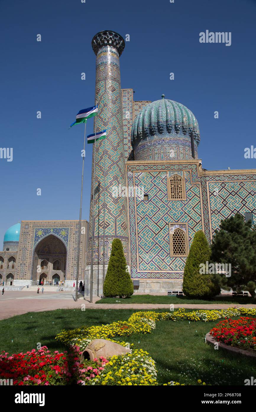 Sherdor Madrassah, completed 1636, Registan Square, UNESCO World ...