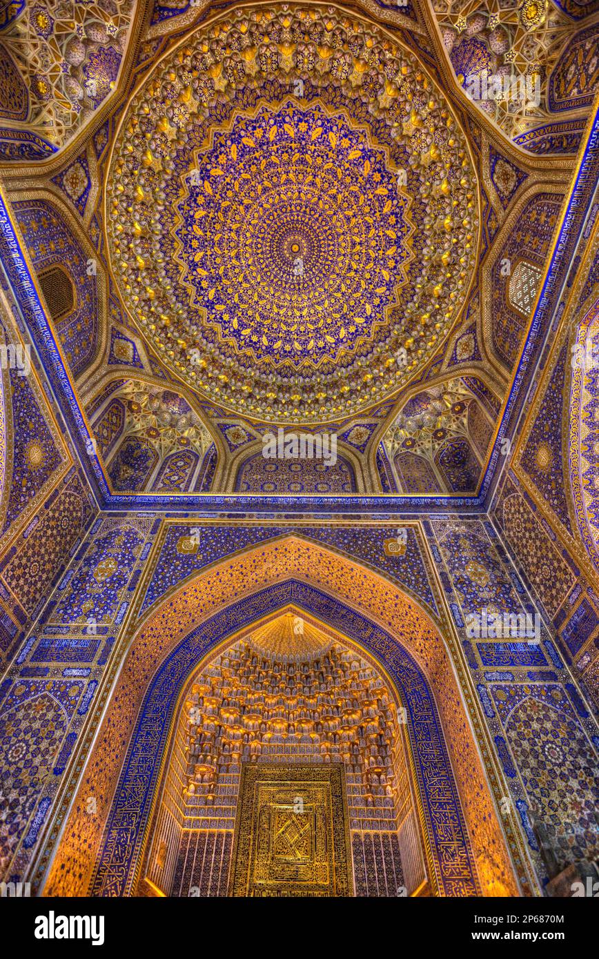 Interior, Tilla-Kari Mosque, completed 1660, Registan Square, UNESCO ...