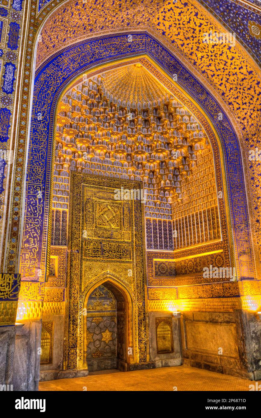 Interior, Tilla-Kari Mosque, completed 1660, Registan Square, UNESCO ...