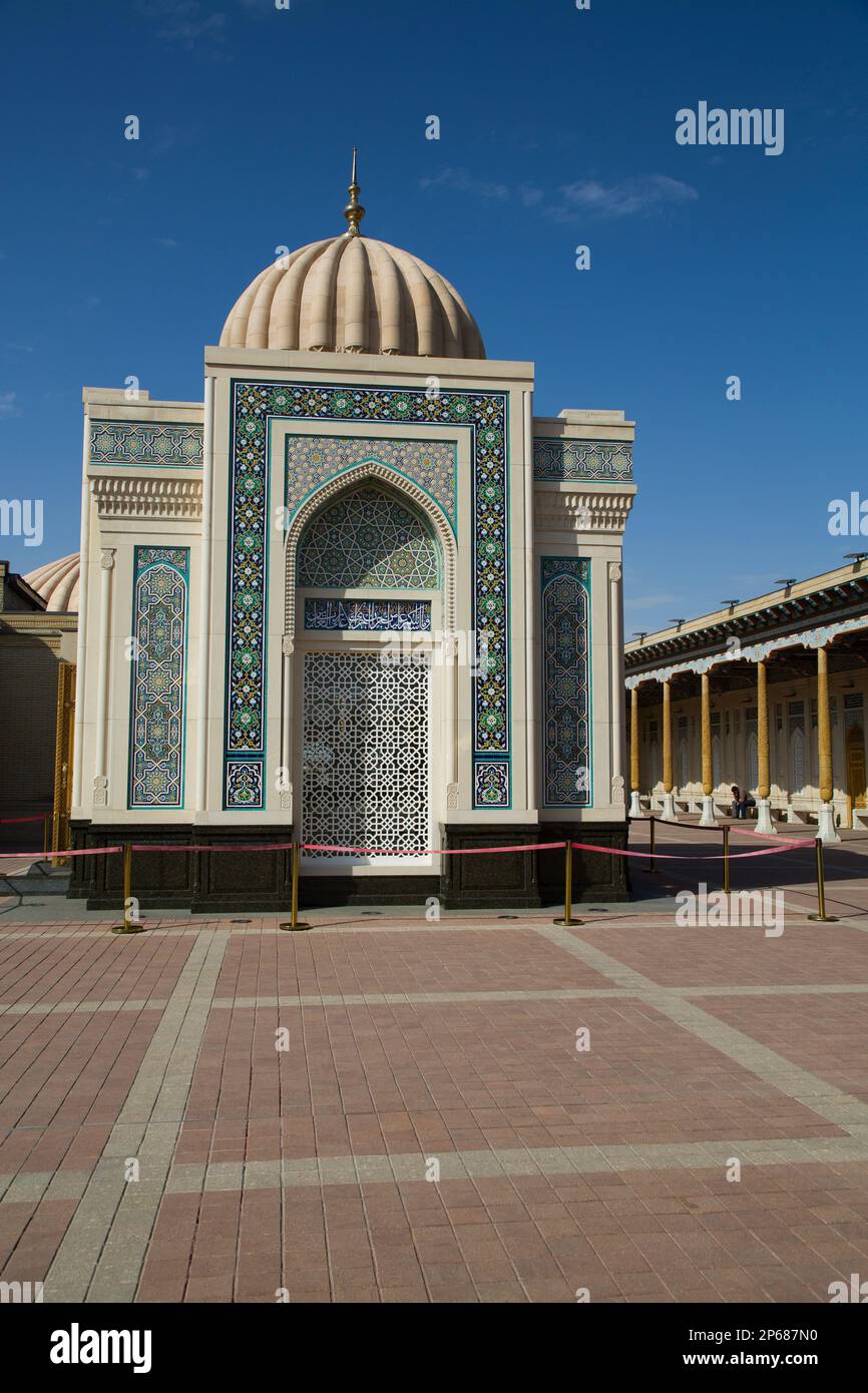 Hazrat khir mosque complex hi-res stock photography and images - Alamy