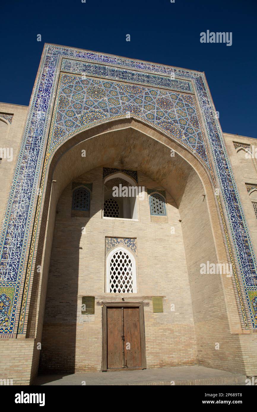 Nodir Devonbegi Tekke, Lyab-I-Hauz Lake, Bukhara, Uzbekistan, Central ...