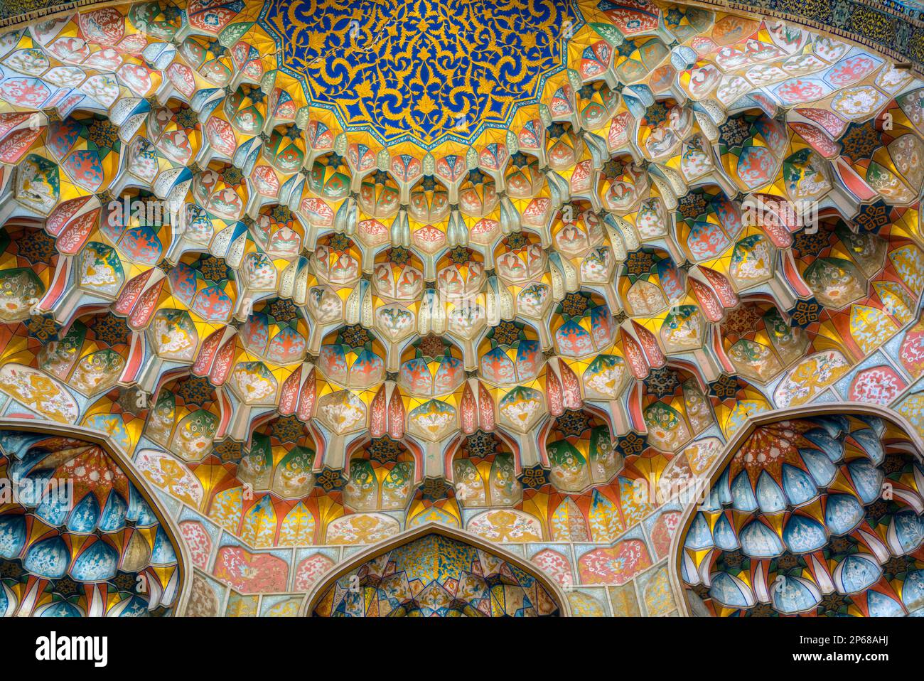 Honeycomb Vaulting (Muqarnas) on Entrance Iwan, Abdulaziz Khan Madrasah ...