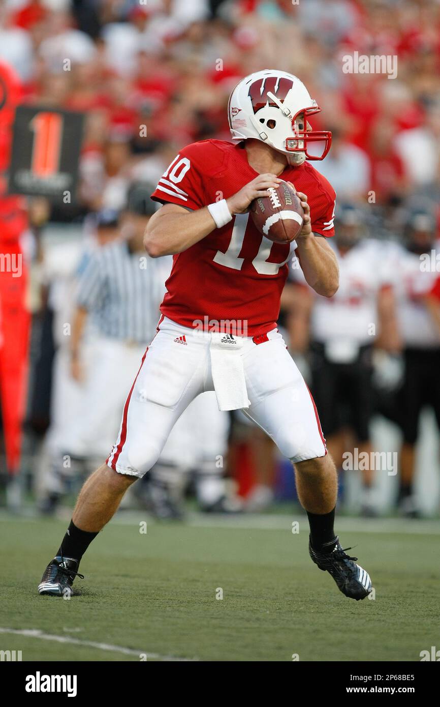 MADISON, WI - SEPTEMBER 5: Quarterback Curt Phillips #10 of the ...