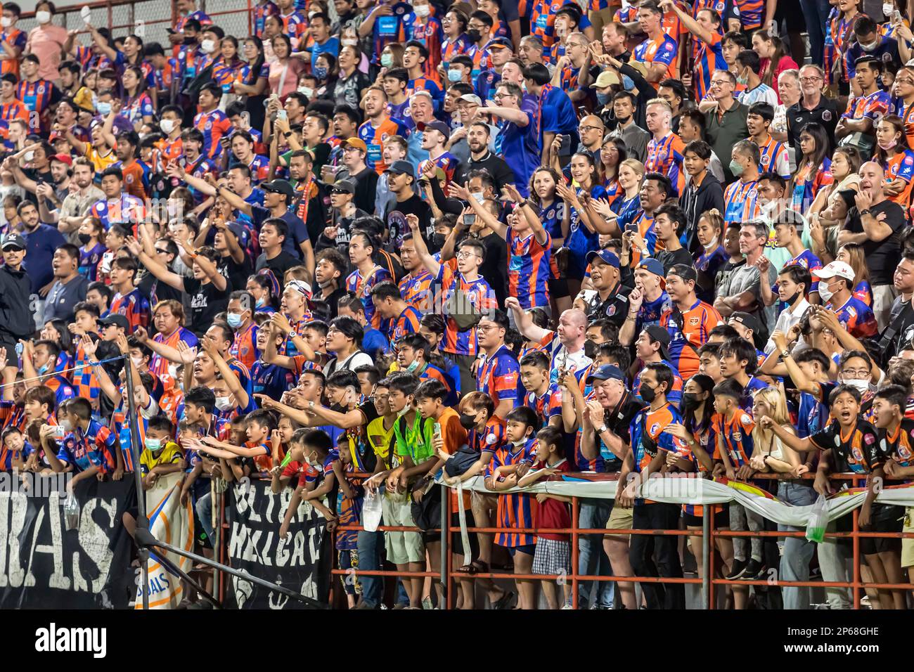 Spectators at Thai Premier League match, PAT Stadium, Bangkok Stock ...