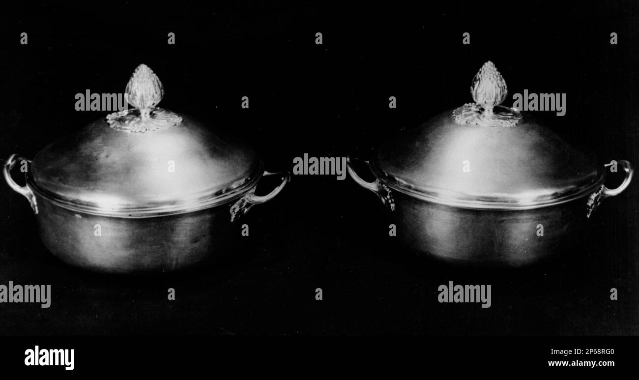 Roch-Louis Dany, Pair of Silver Entrée Dishes and Covers, 1789, silver ...