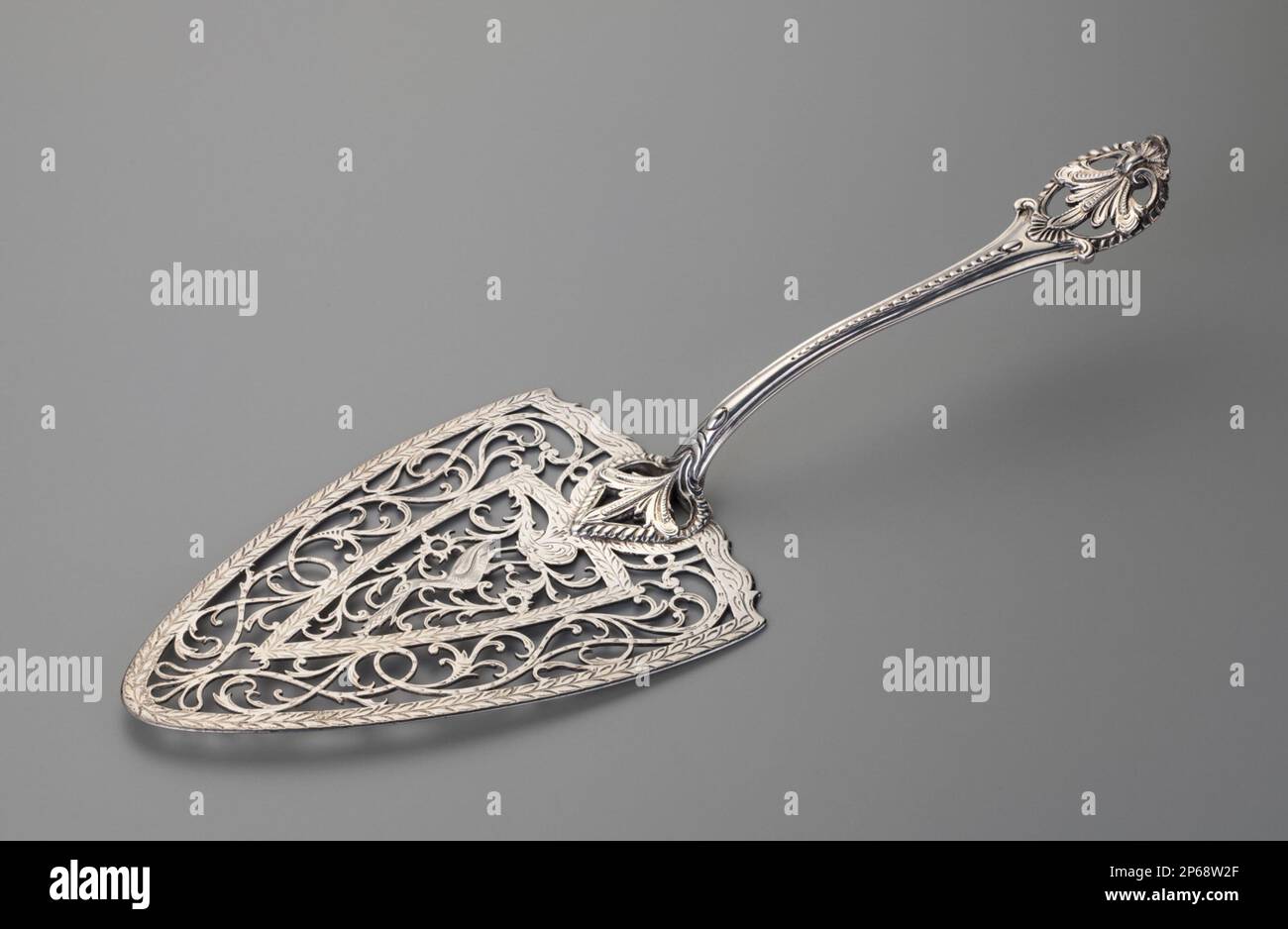 William Plummer, Fish Slice or Pudding Trowel, 1771/72, silver Stock ...