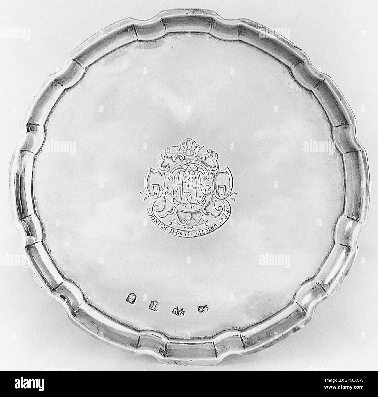 Silver salvers hi-res stock photography and images - Alamy