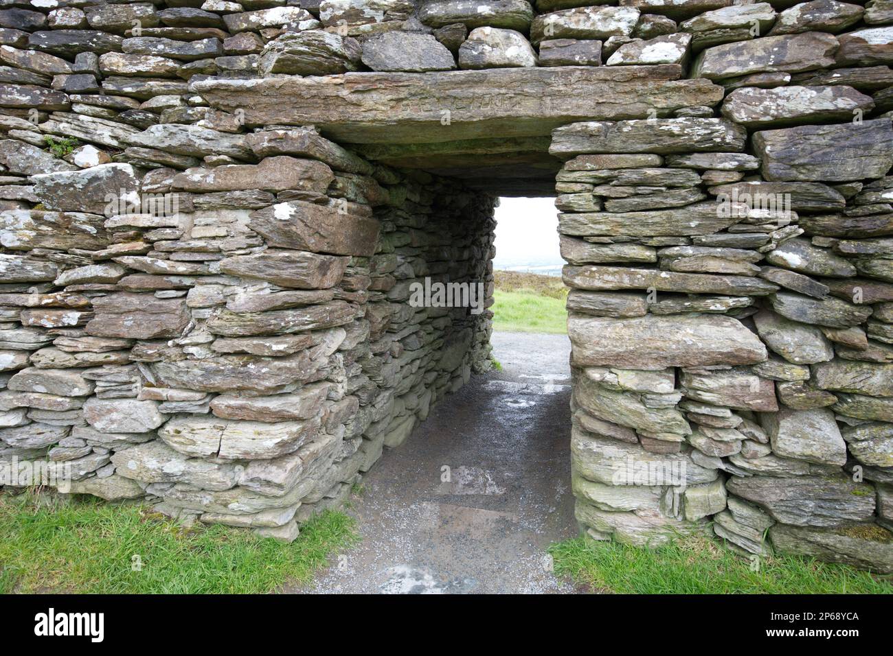 Stone fort of aileach hi-res stock photography and images - Alamy