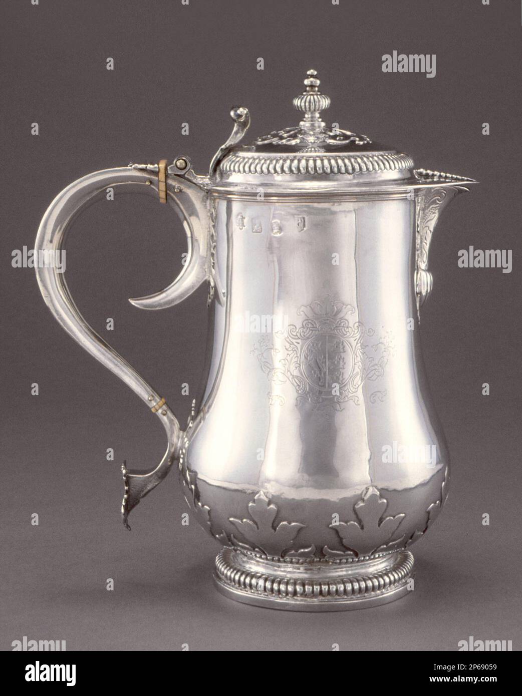 Joseph Sheene, Jug and Cover, 1698/99, silver Stock Photo - Alamy