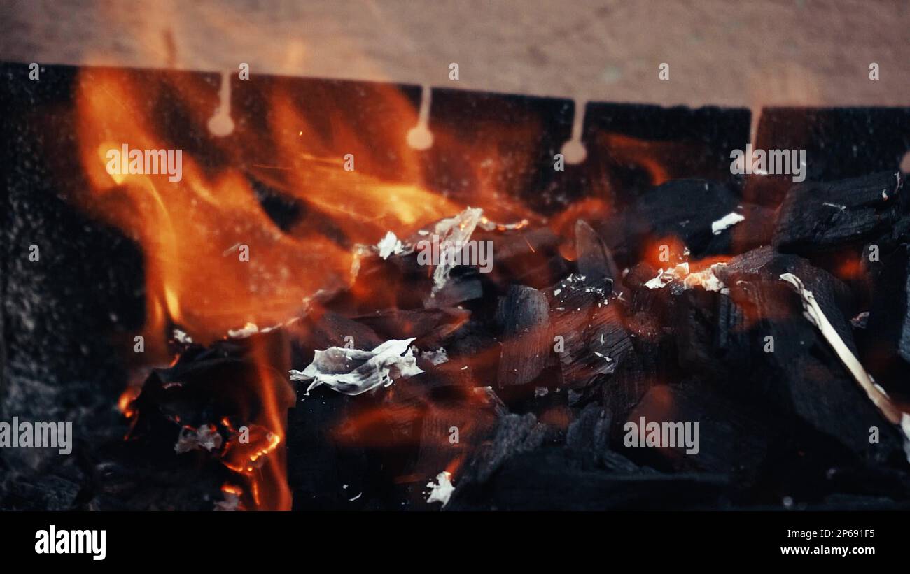 Video fire sparks 4k hi-res stock photography and images - Alamy