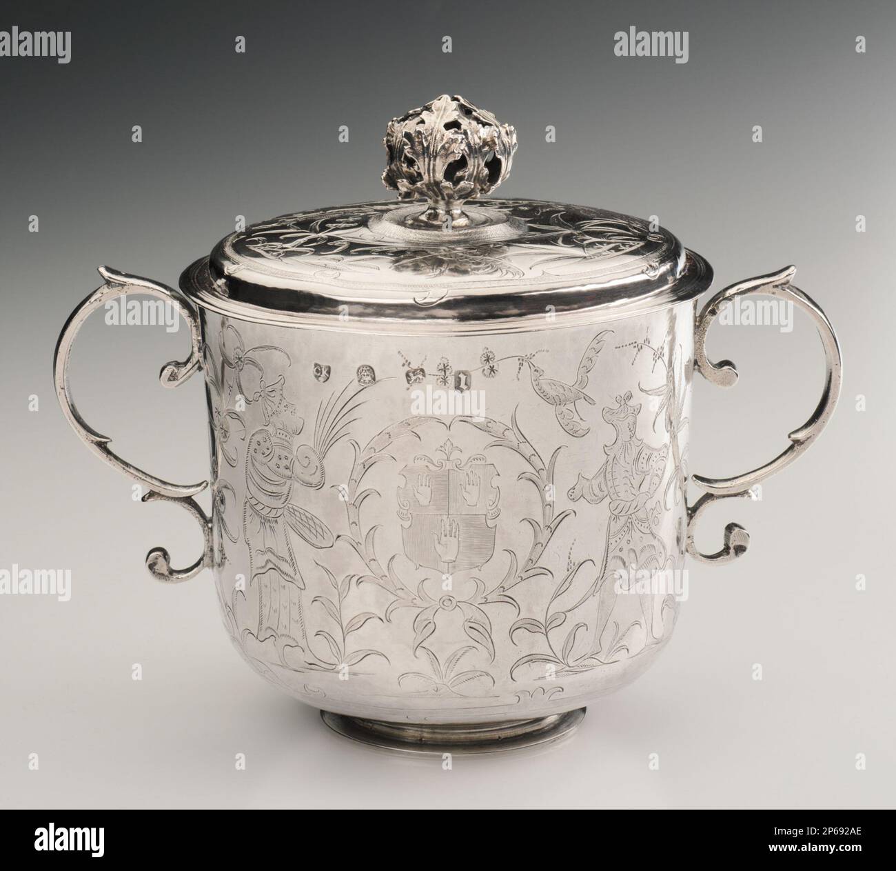 Mullet below hi-res stock photography and images - Alamy