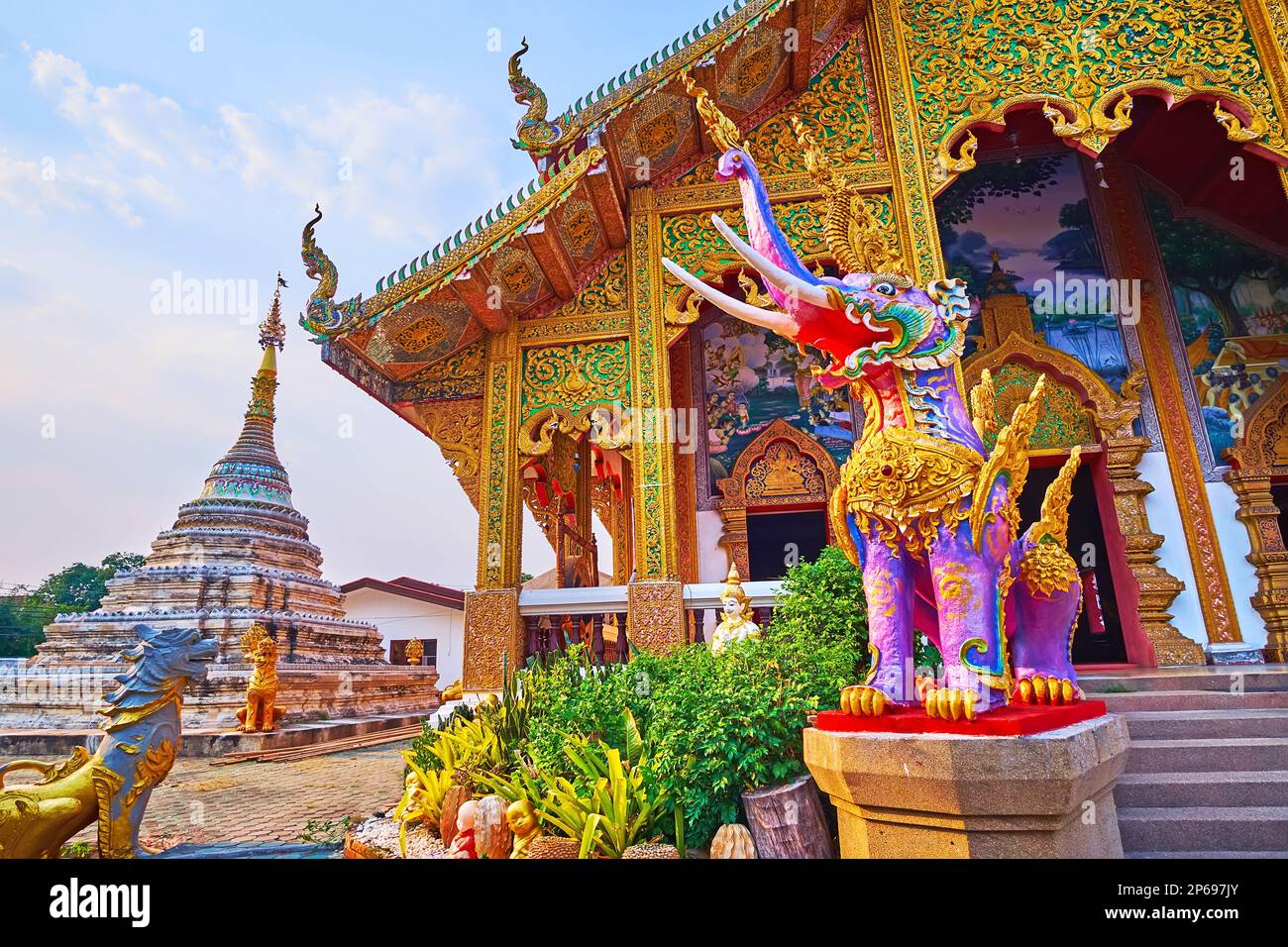 Chetawan temple hi-res stock photography and images - Alamy