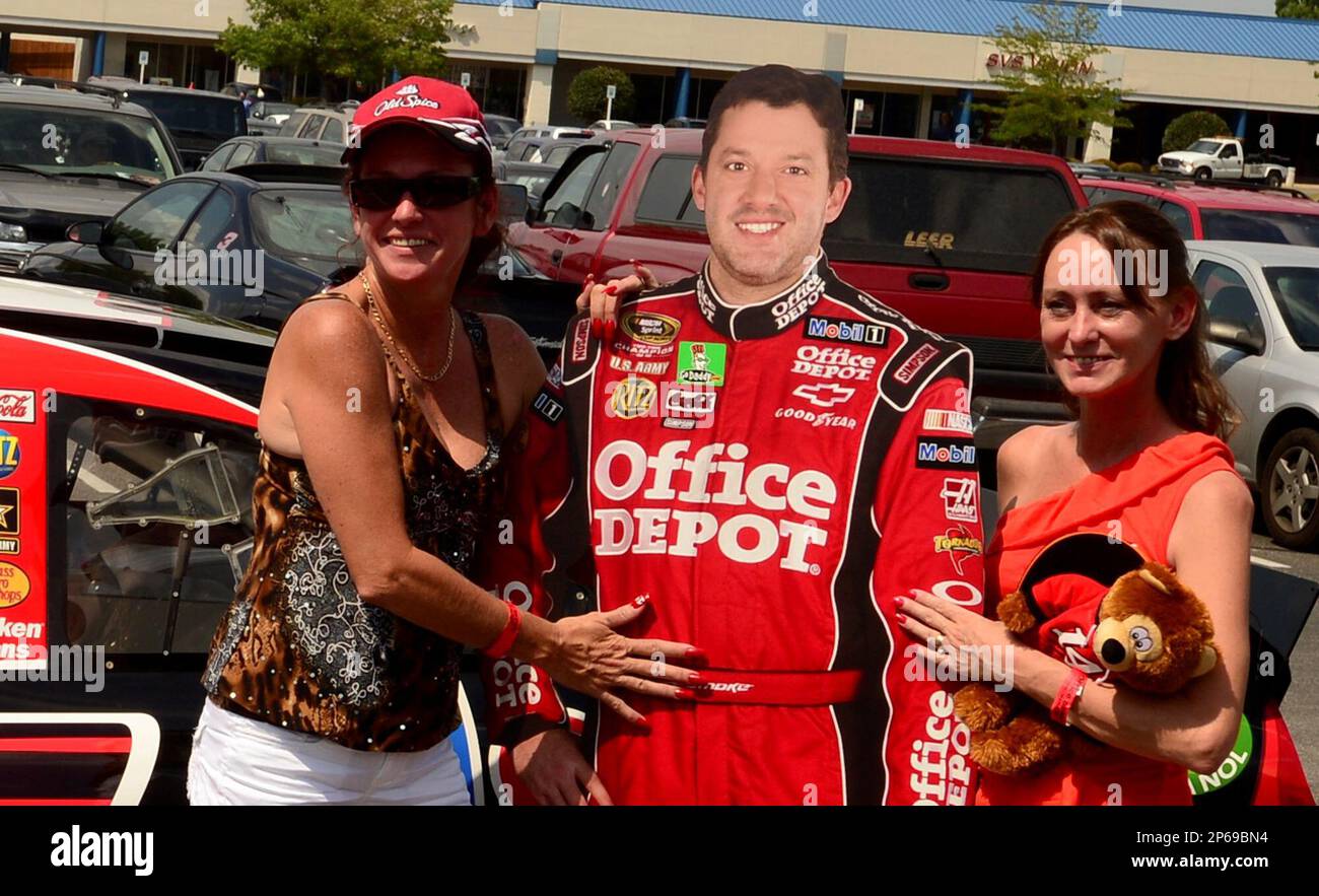 In this Wednesday, July 25, 2012, photo, Brandy Dawn, left, and Julie ...