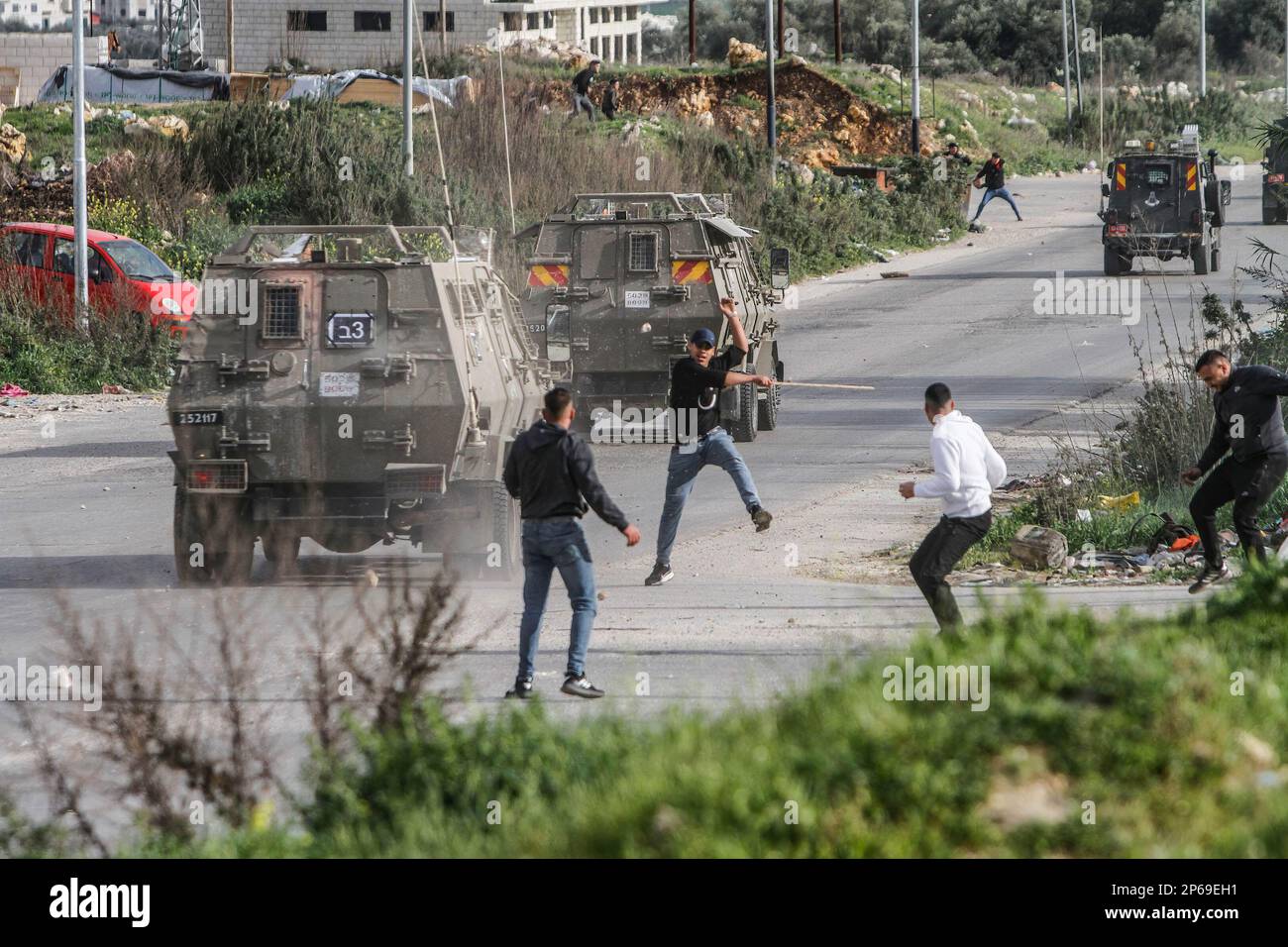 Askar refugee camp raid hi-res stock photography and images - Alamy