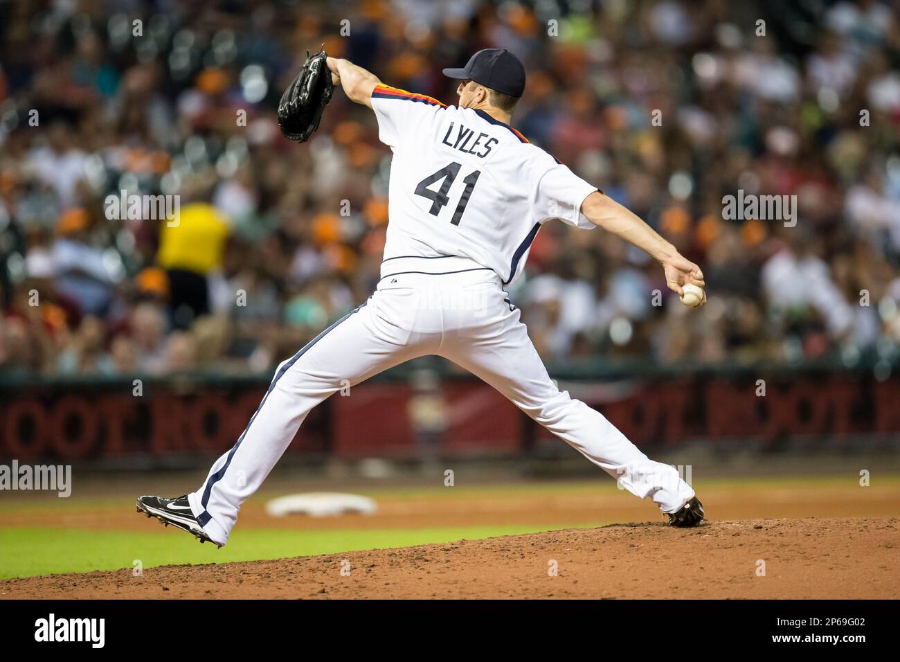 July 27, 2012: Houston Astros starting pitcher Jordan Lyles #41pitches ...