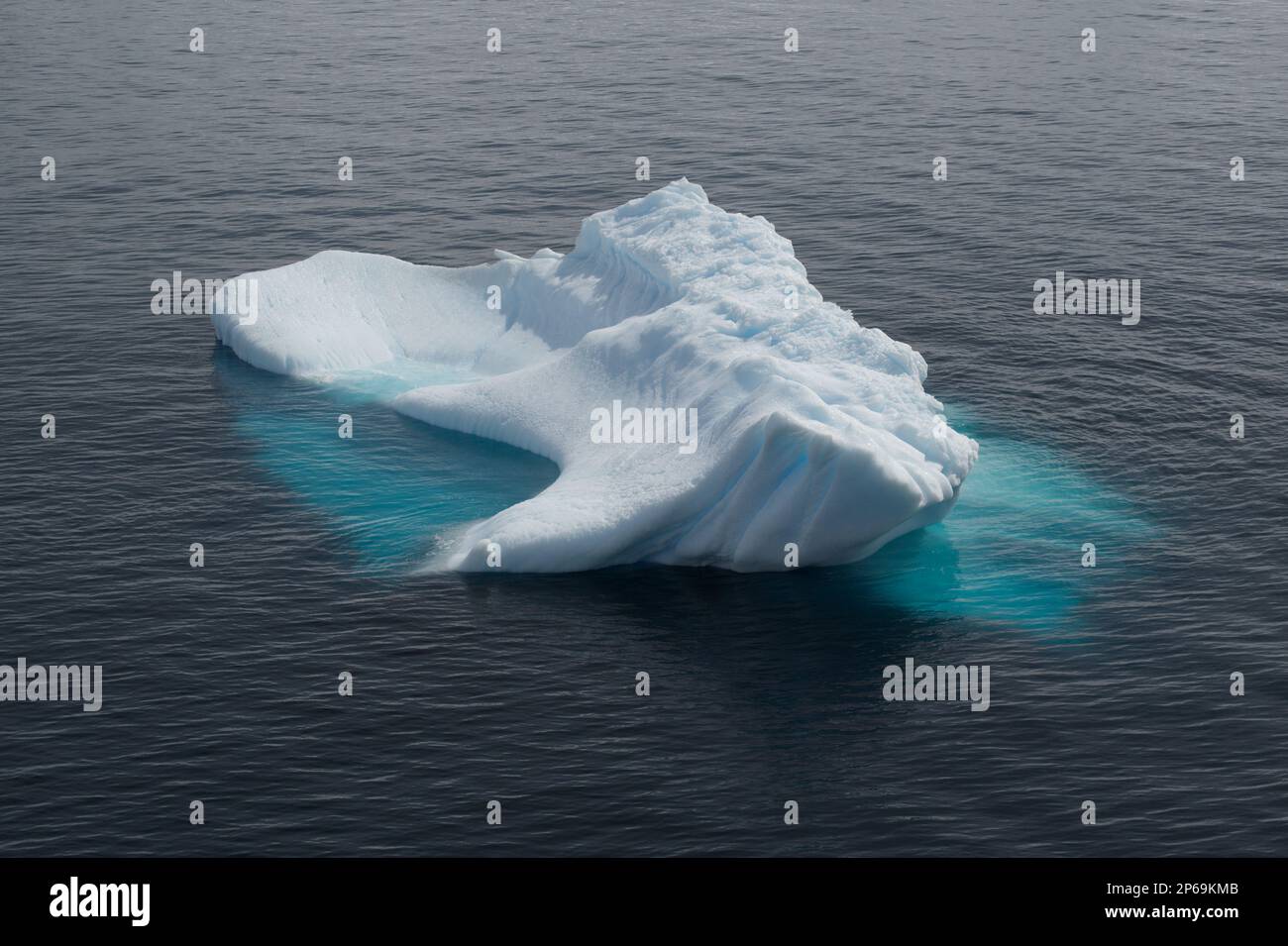small iceberg off Antarctica Stock Photo - Alamy
