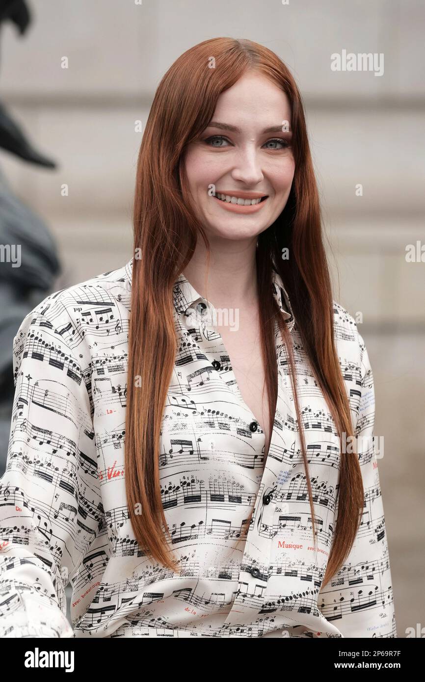 Sophie Turner arrives for the Louis Vuitton Fall/Winter 2023-2024 ready ...