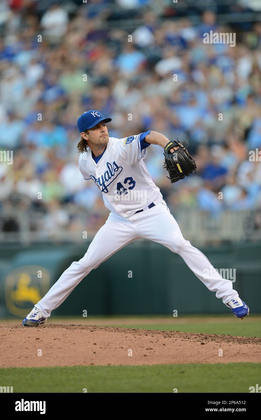 Kansas City Royals reliever Aaron Crow throws a pitch during a baseball ...
