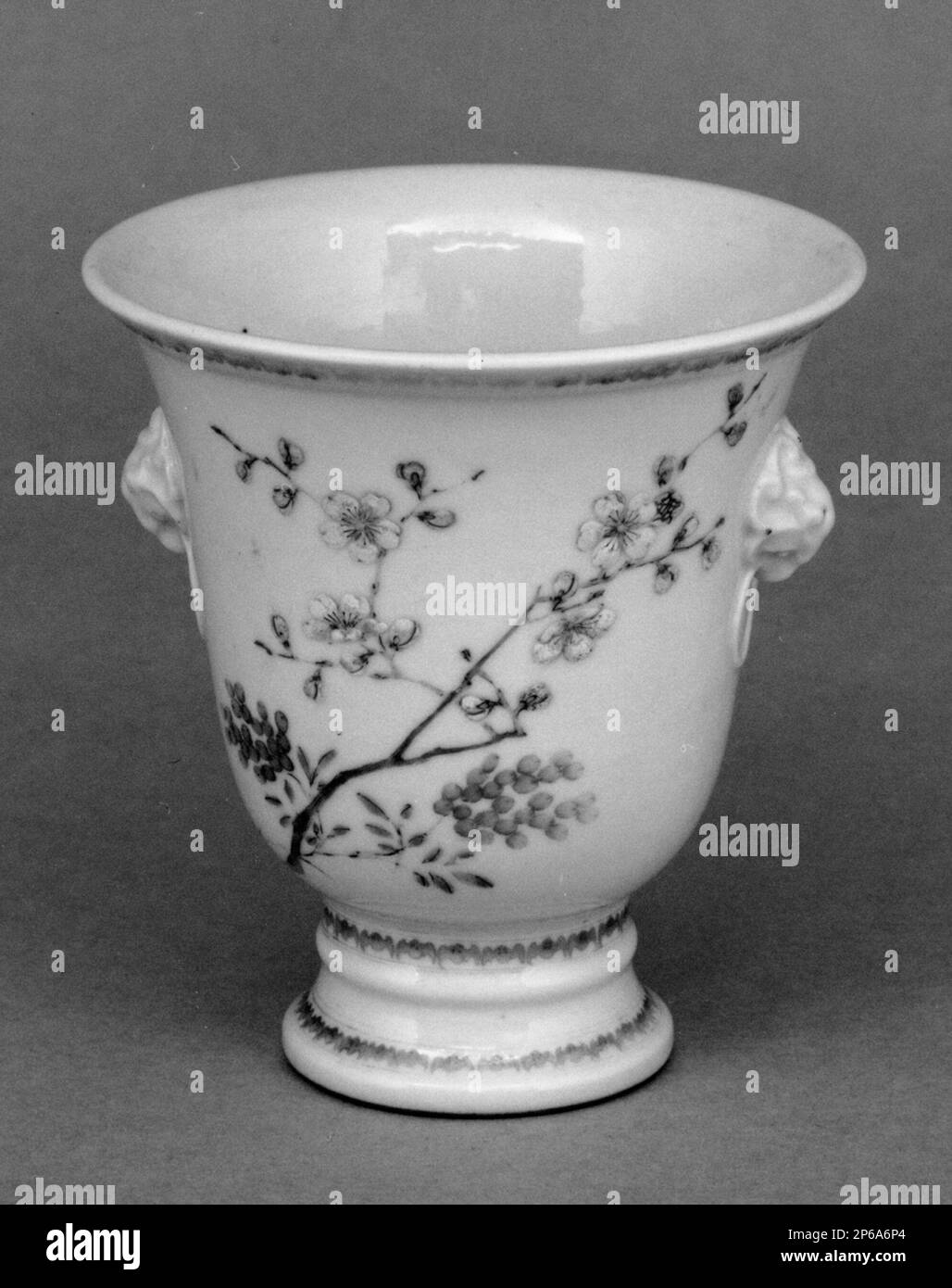 Hard paste hi-res stock photography and images - Alamy