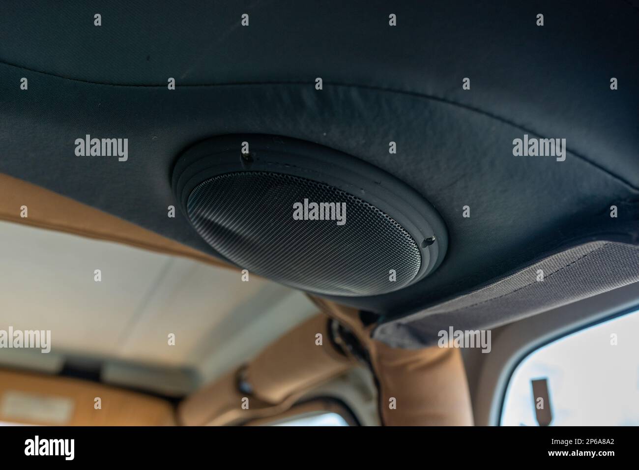 Auto audio system hi-res stock photography and images - Alamy