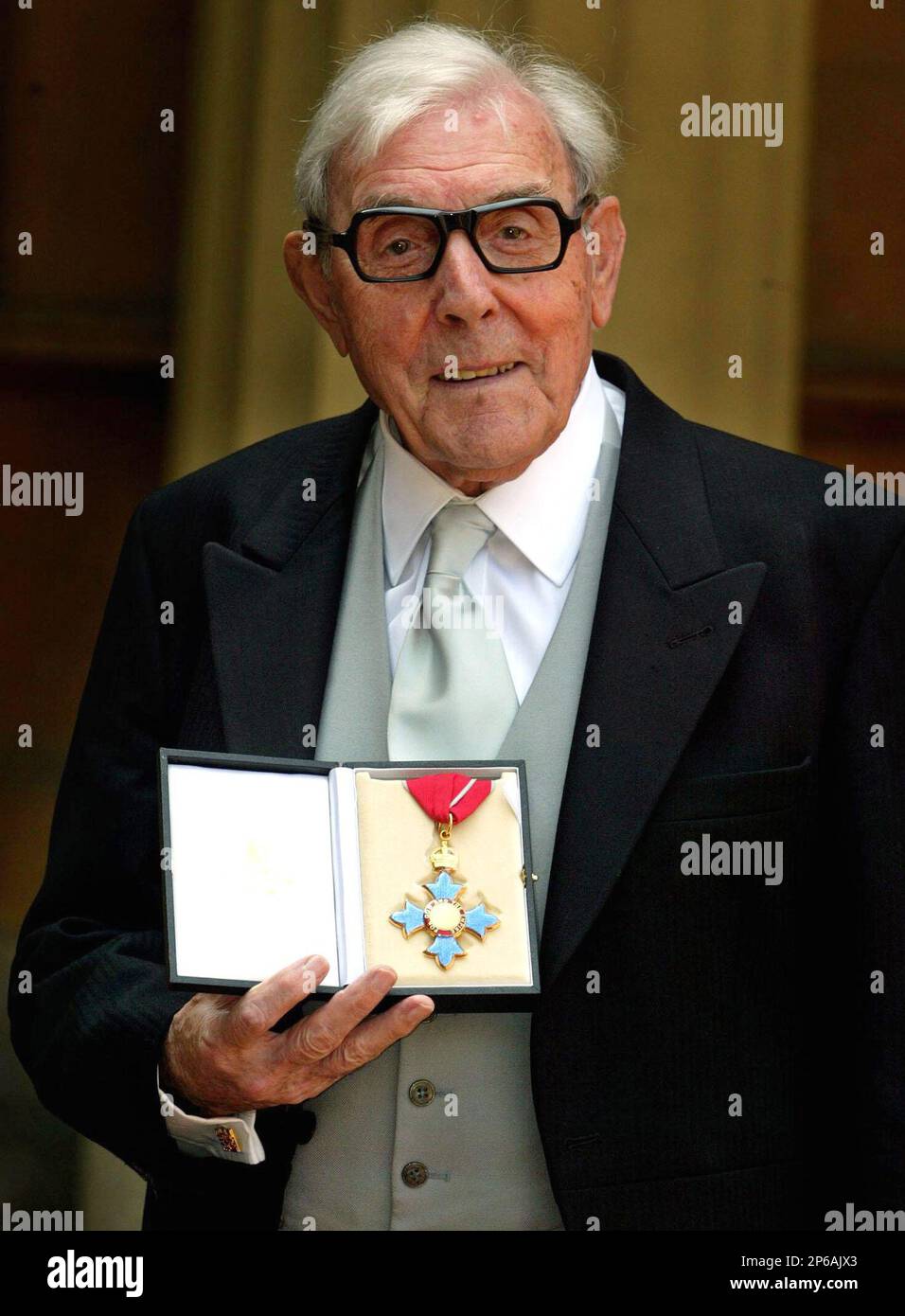FILE This Tuesday, June 7, 2005 file photo shows Veteran English comic ...