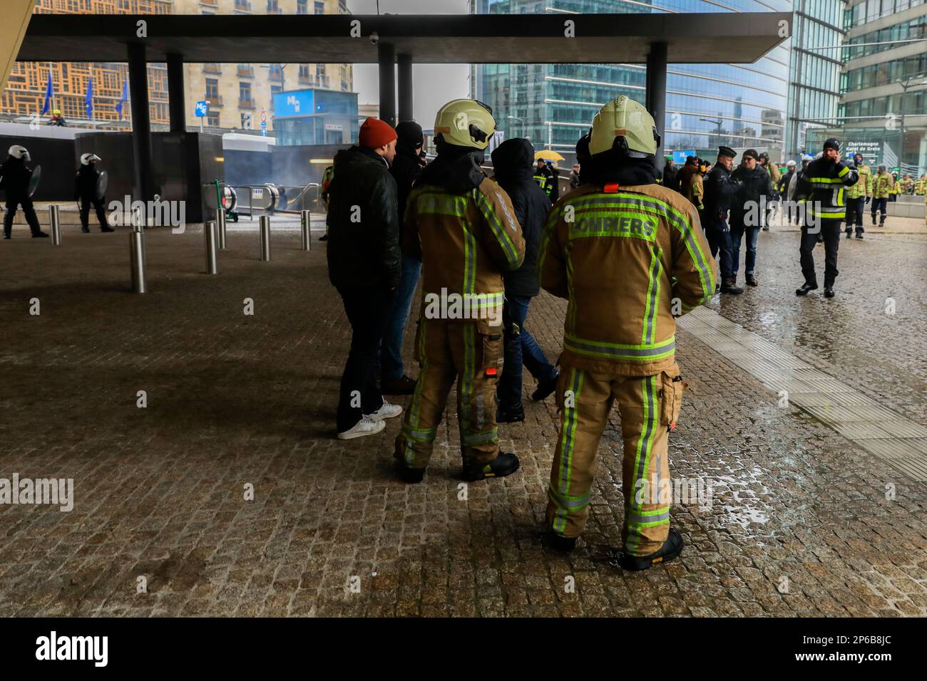 Better staffing hi-res stock photography and images - Alamy