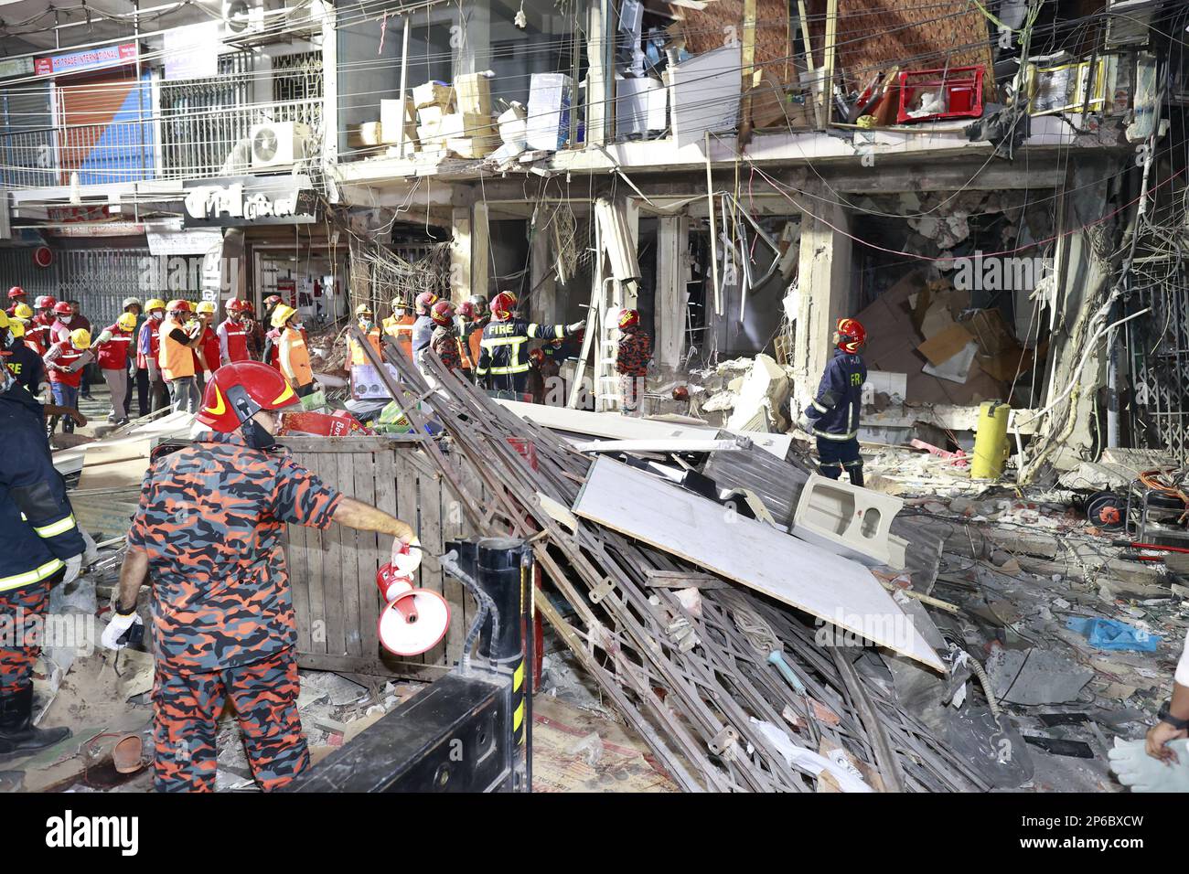March 7, 2023, Dhaka, Bangladesh: Death toll in the explosion that took ...