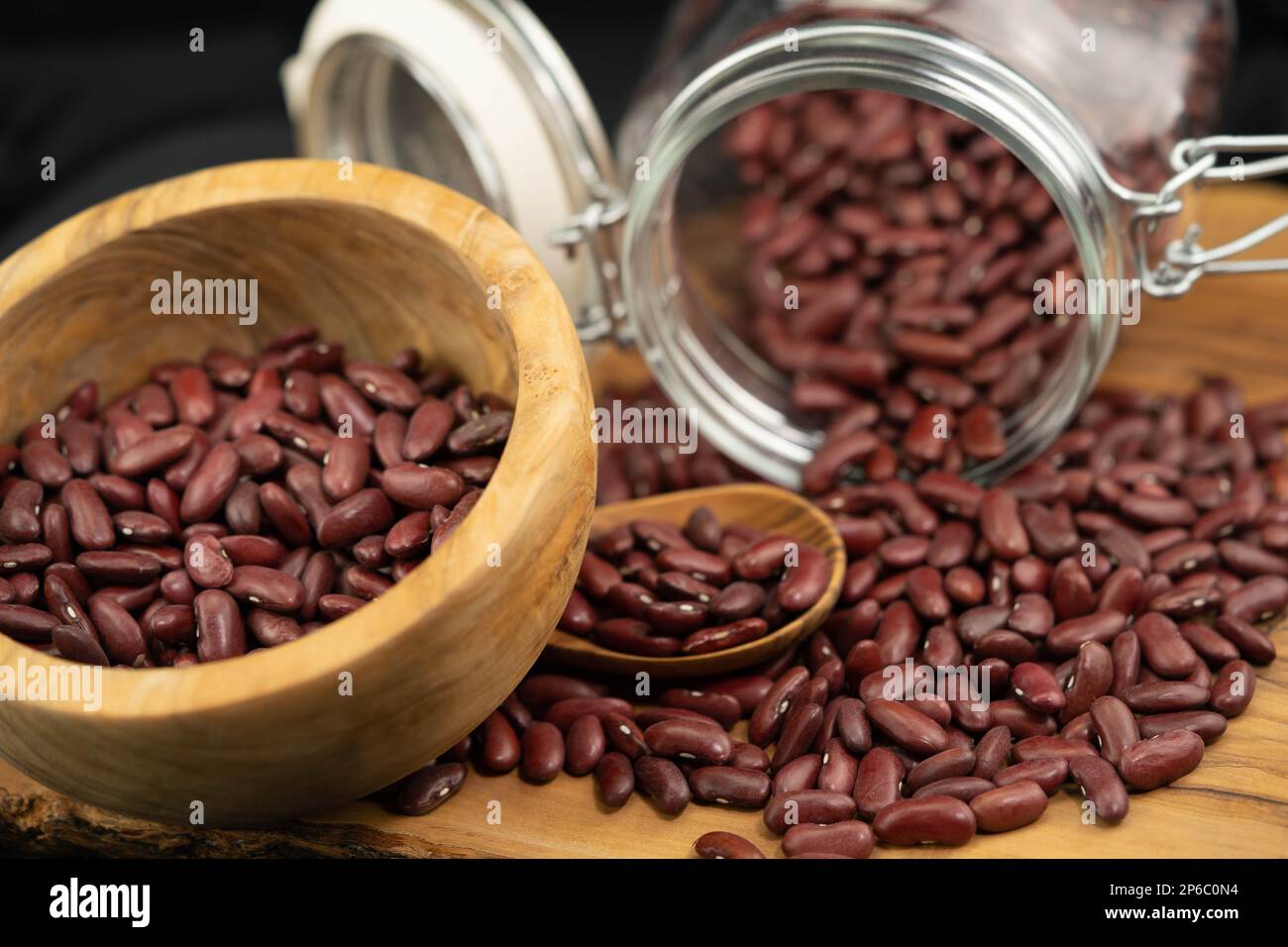 dried red kidney beans on olive wood Stock Photo - Alamy