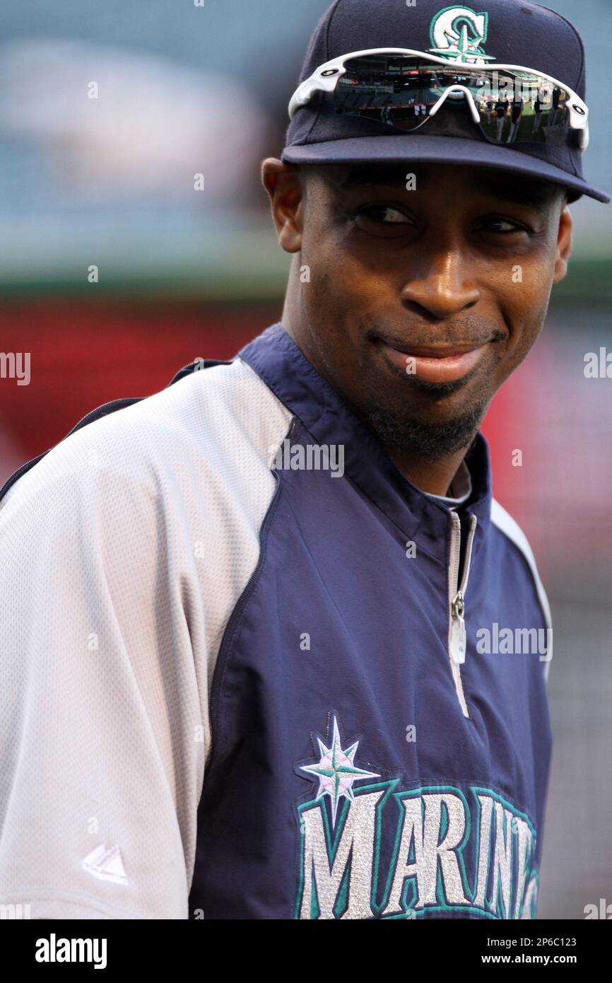 Chone Figgins #9 of the Seattle Mariners before a game against the Los ...