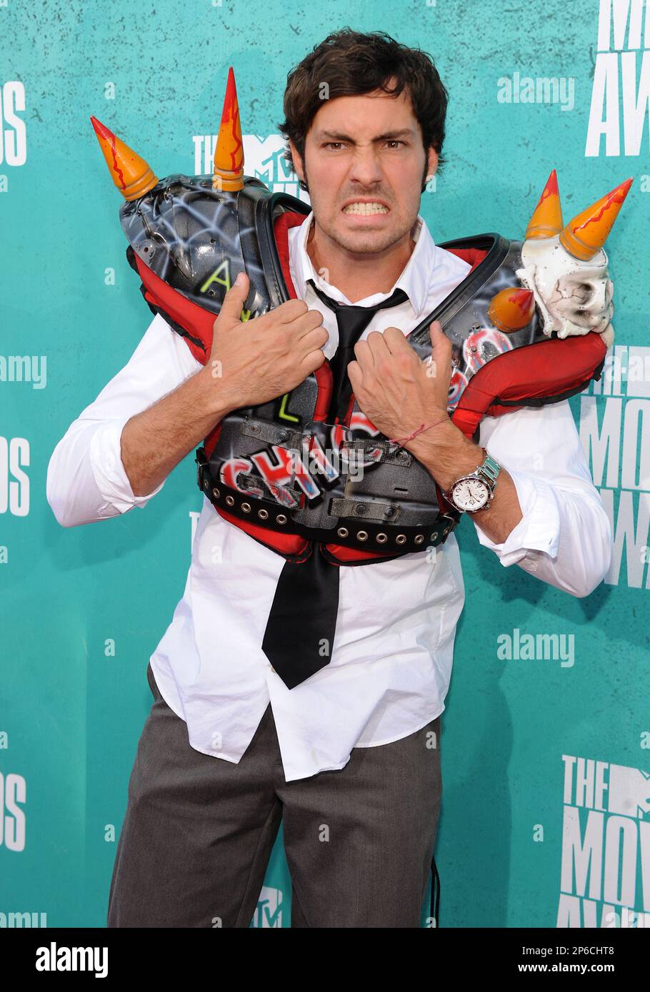 UNIVERSAL CITY, CA - JUNE 3: Comedian Jeff Dye arrives at the 2012 MTV ...