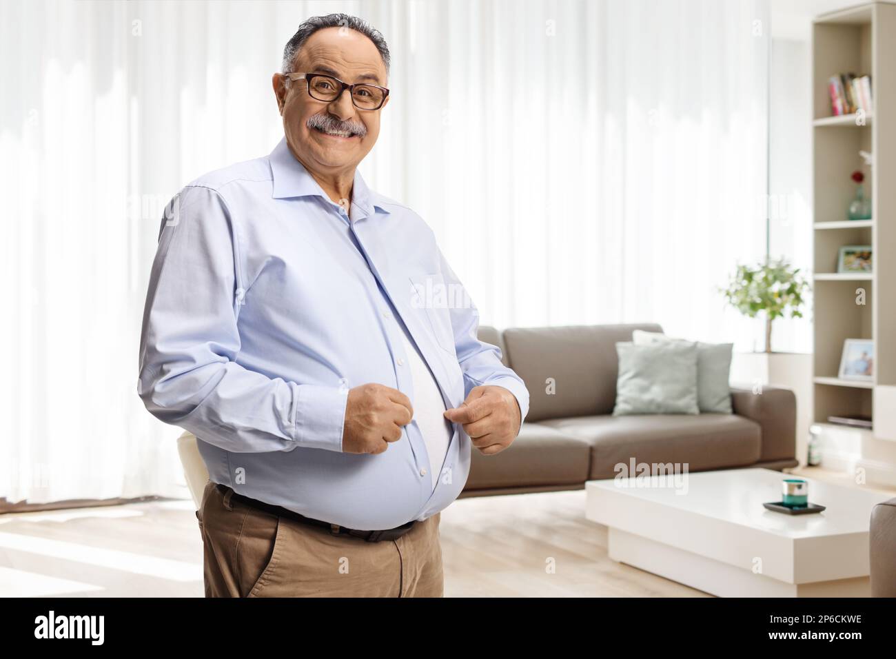 Belly button stomach hi-res stock photography and images - Alamy