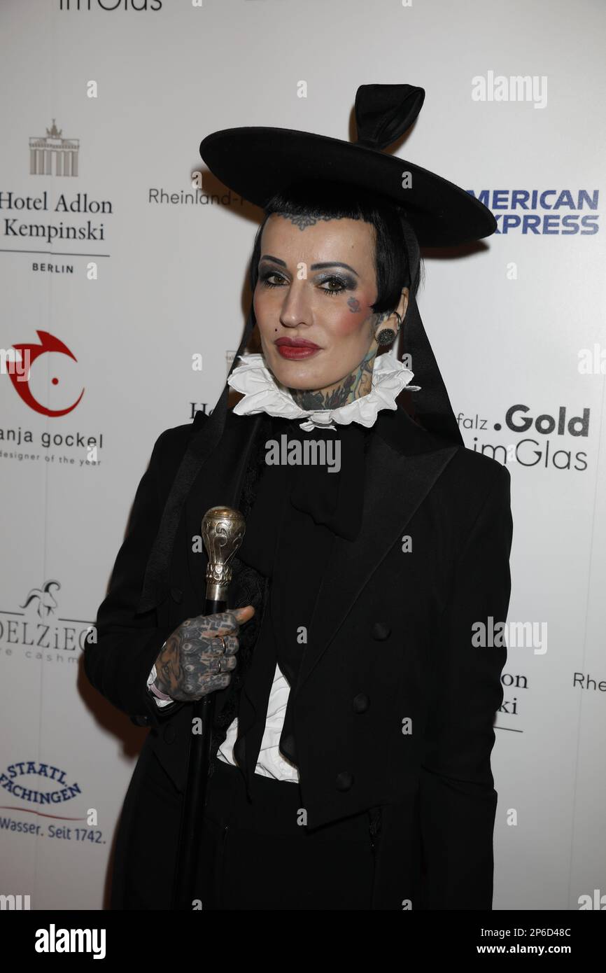 Sarah Settgast bei der Anja Gockel Fashion Show 'seven senses ...