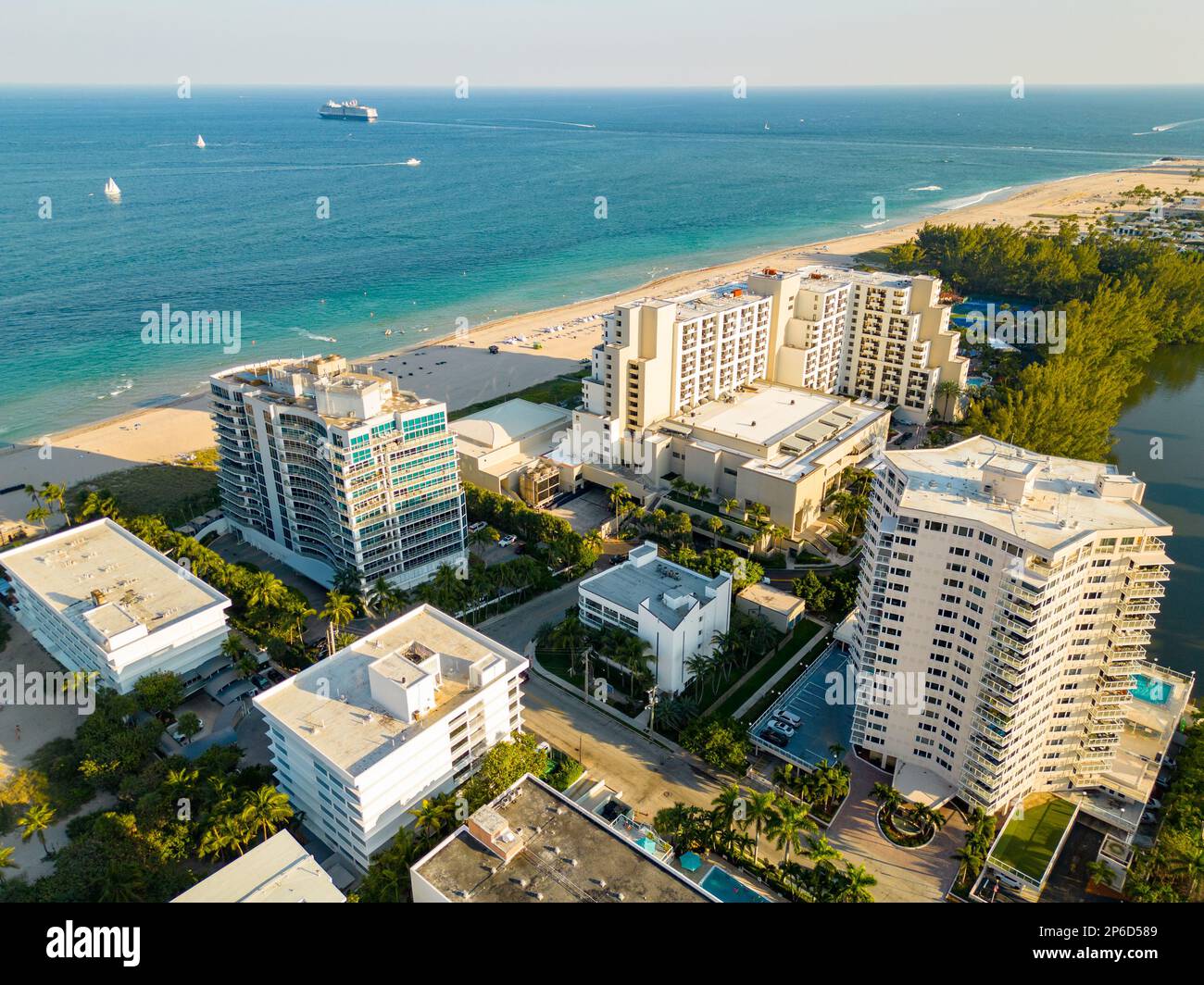 Aerial photo Condominiums and beachfront resorts Stock Photo - Alamy