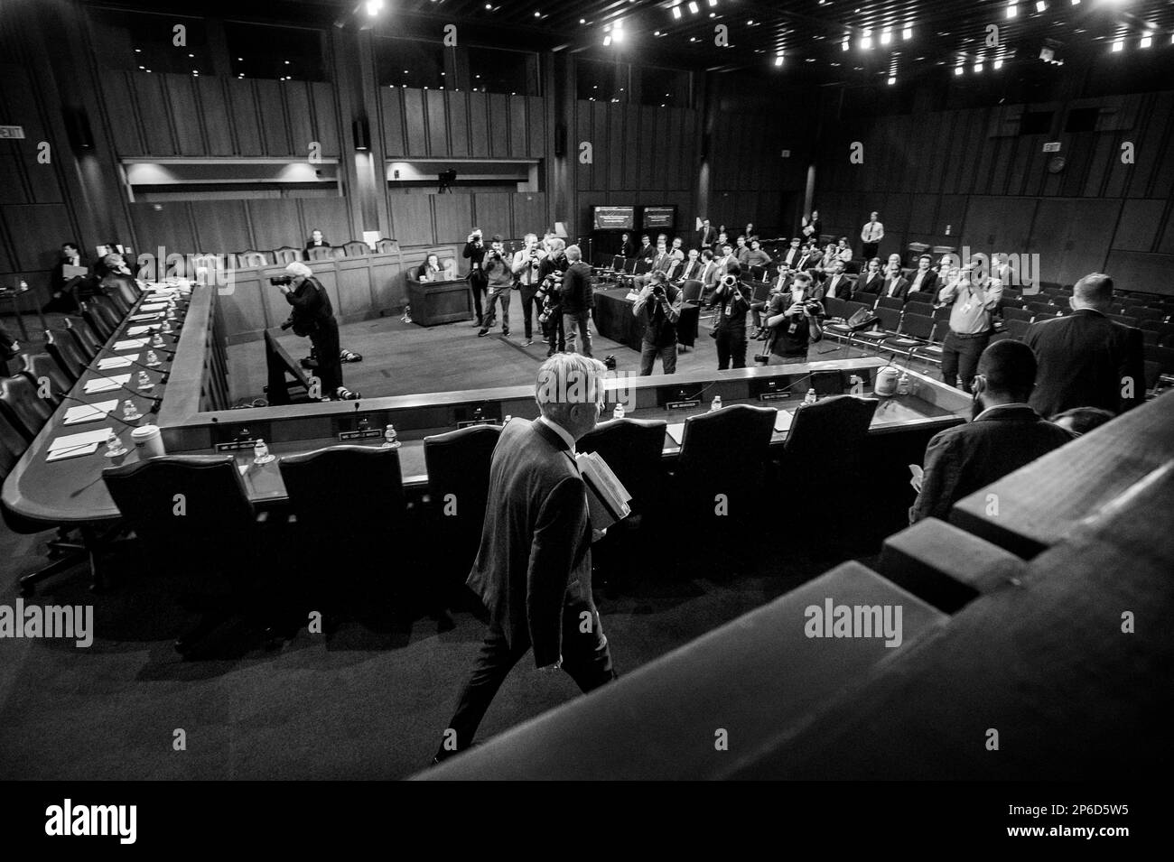 Senate banking chairman Black and White Stock Photos & Images - Alamy