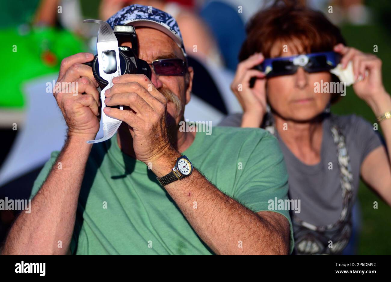 Robert Harper, left,and his wife Terry Harper, of Albuquerque, N.M ...