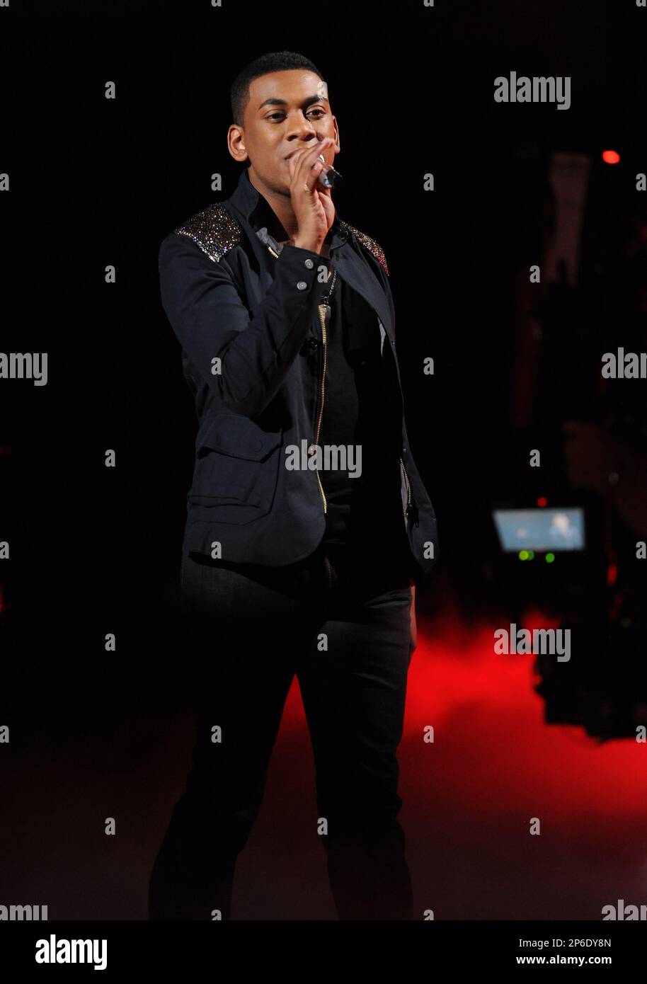 HOLLYWOOD, CA - MAY 16: Contestant Joshua Ledet performs onstage at FOX ...