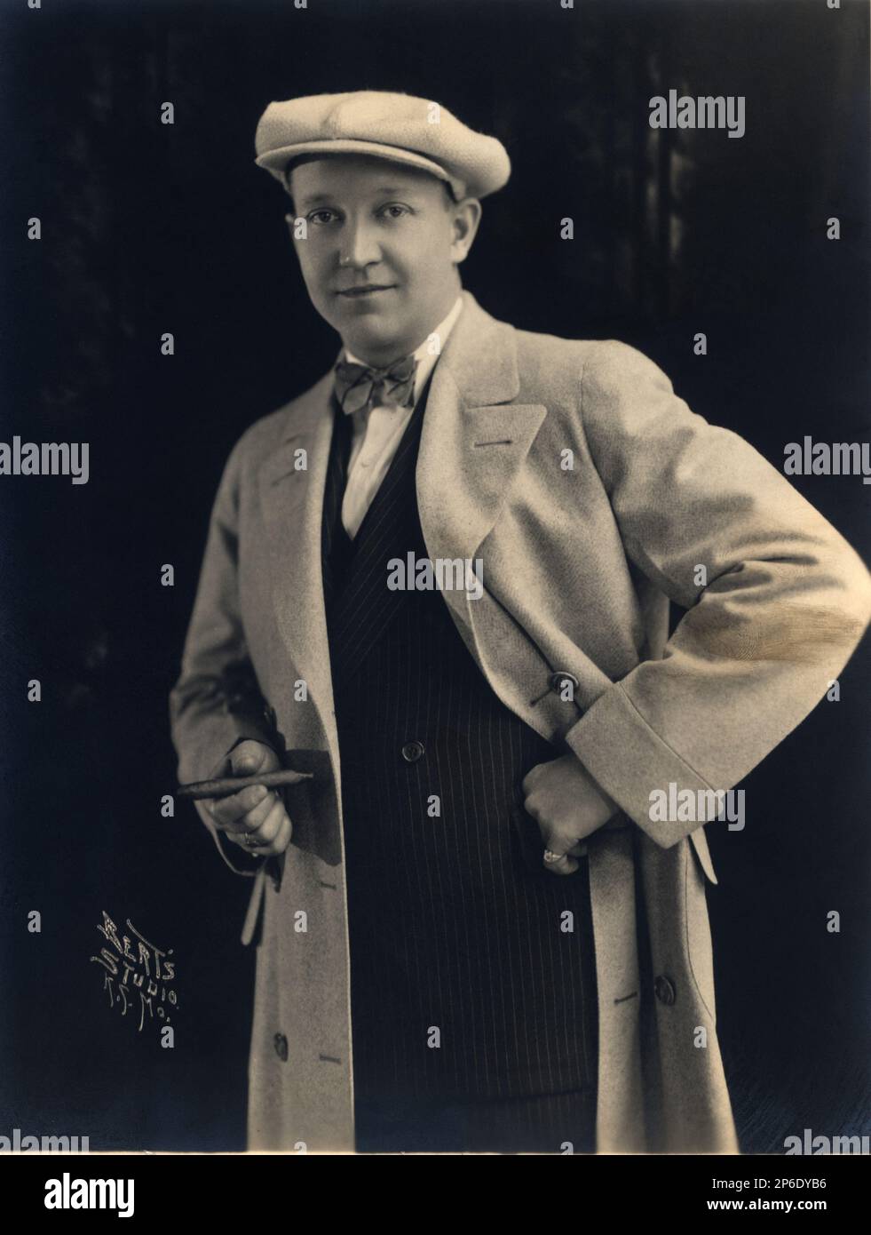 1930 's : : The american xylophone player and movie actor PROFESSOR ...