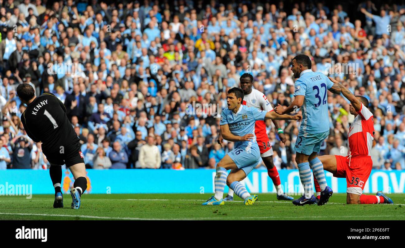 Sergio Aguero of Manchester City scores.Barclays Premier League match ...