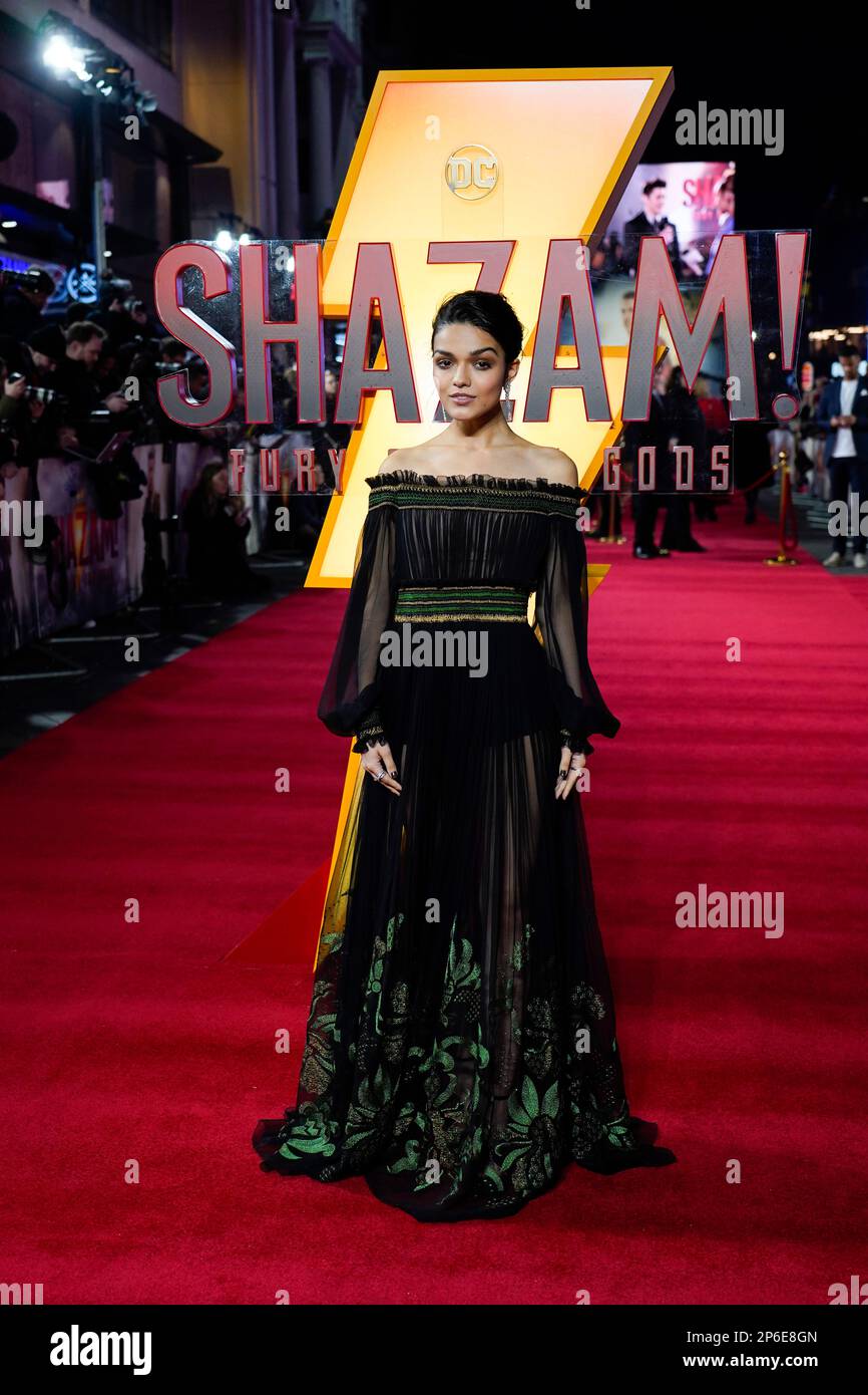 Rachel Zegler poses for photographers upon arrival at the premiere of ...