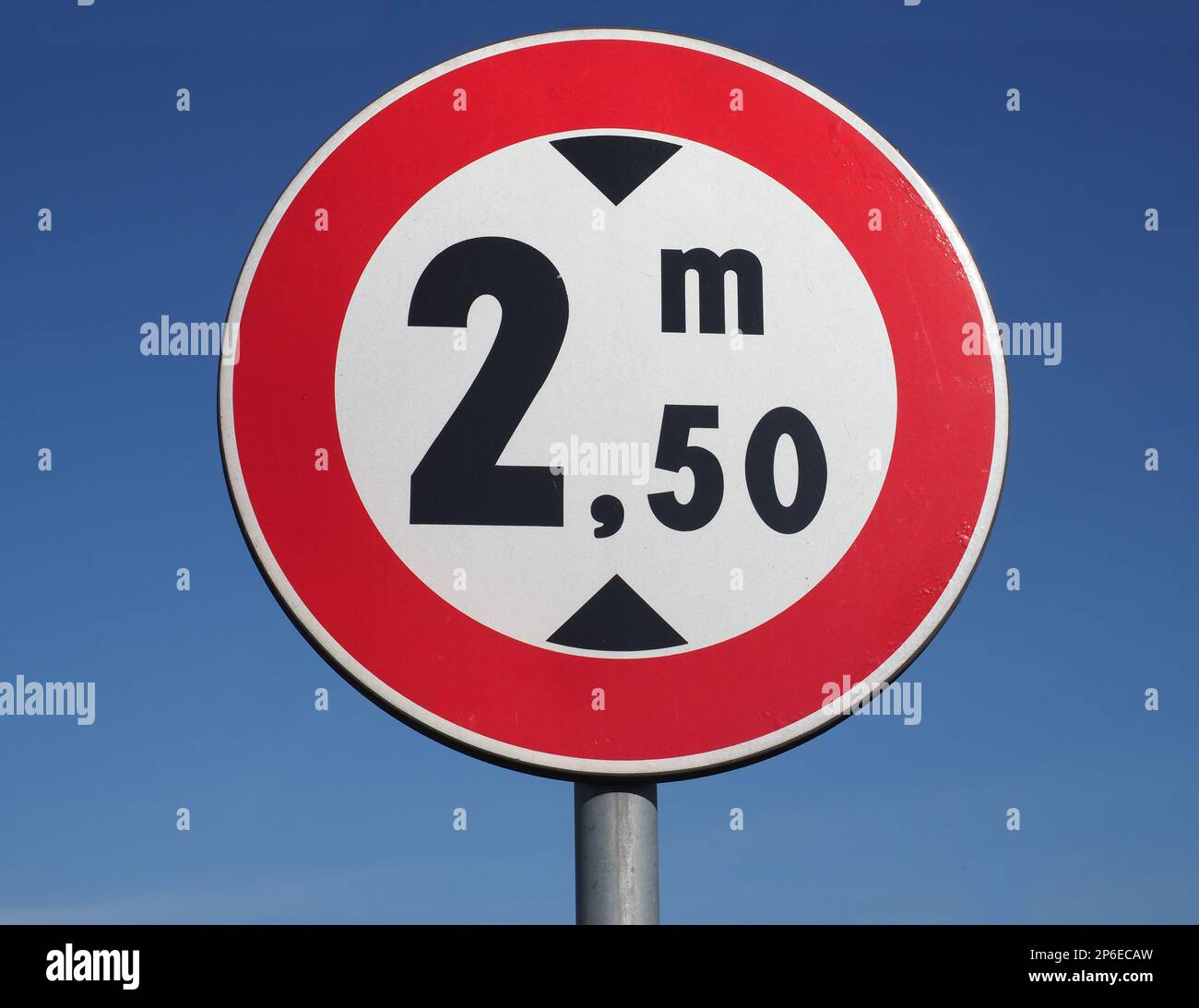 height limit traffic sign over blue sky Stock Photo - Alamy