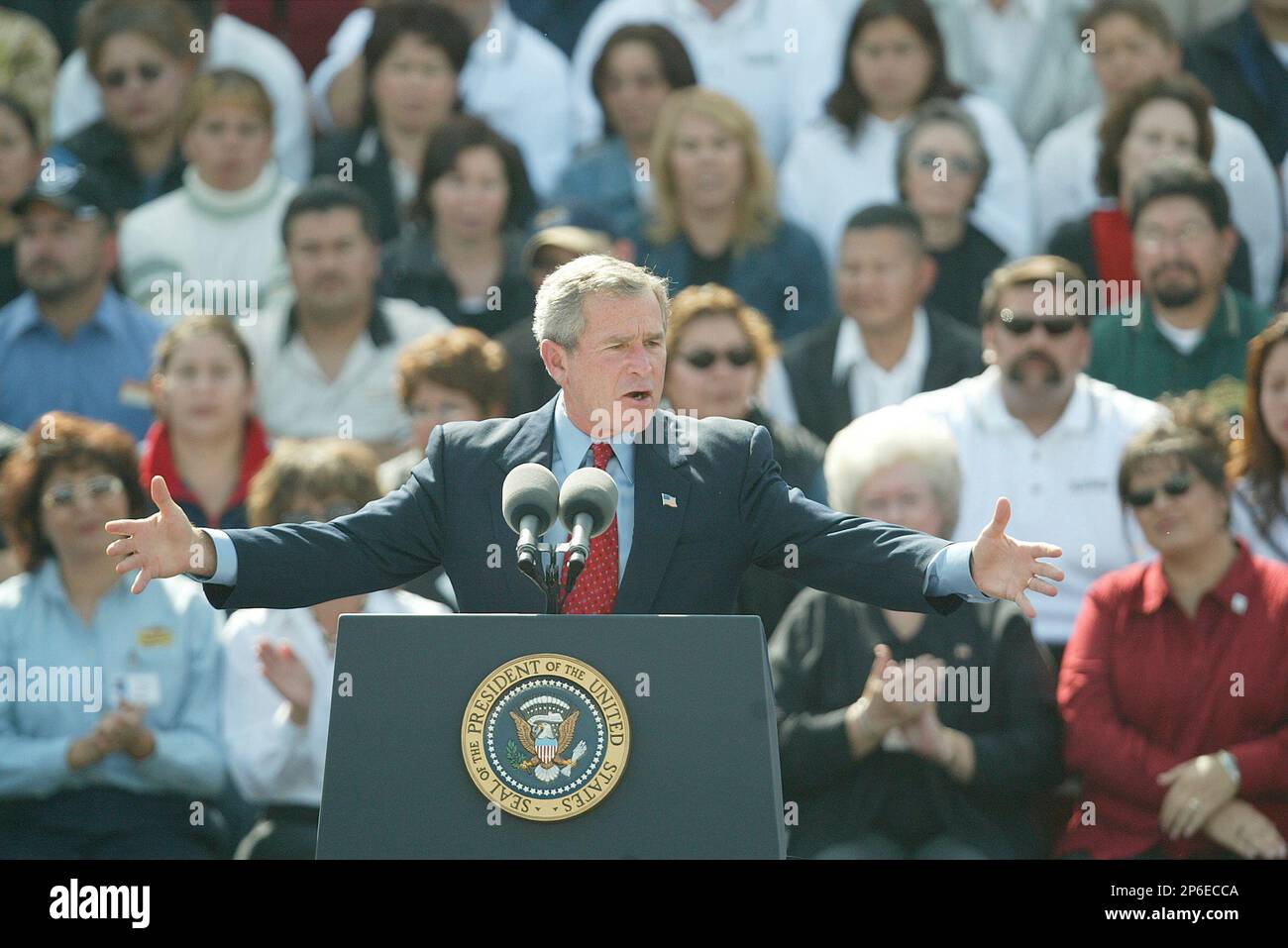 bush125 mac.jpg Presdient Bush makes his remarks. President George W ...
