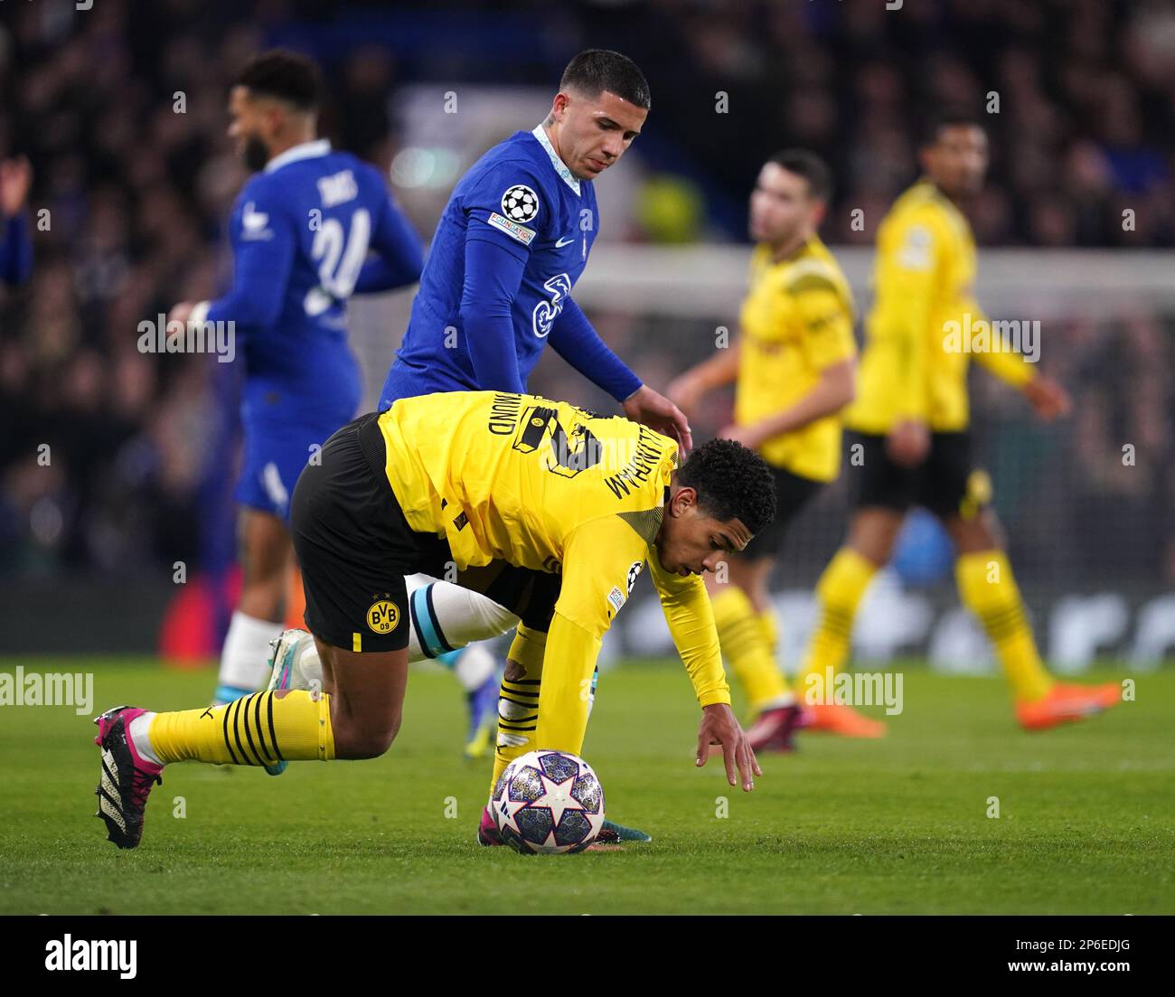 Borussia Dortmund's Jude Bellingham (front) and Chelsea's Enzo ...